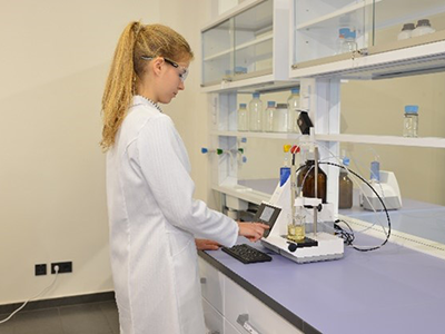 How to get correct and reproducible results in titration